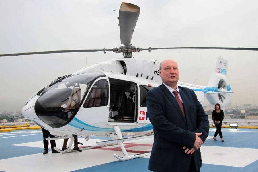 DOK JOJ NOSIŠ DAROVE: Evropska komisija otpustila visokog dužnosnika ...