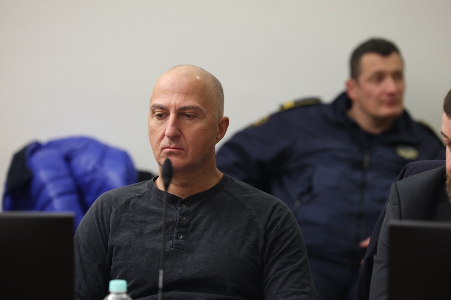 STIGAO NA ROČIŠTE: Muhamed Ajanović pred Opčinskim sudom u Sarajevu ...