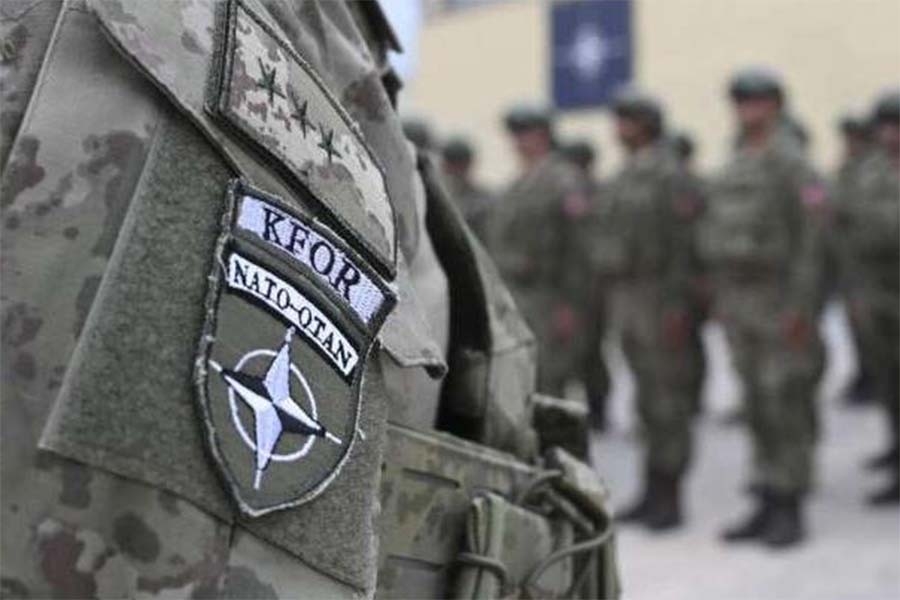 NAPETO NA KOSOVU: Veći broj pripadnika KFOR-a i Kosovske policije ...